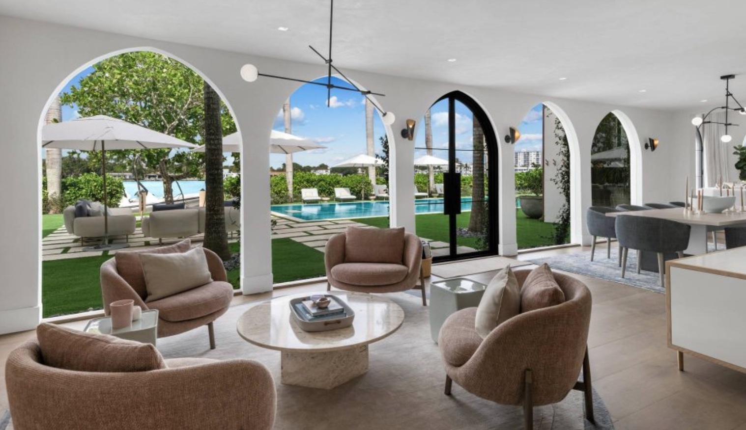 Cher’s Former Miami Mansion Listed for $42.5 Million – US Rocker®
