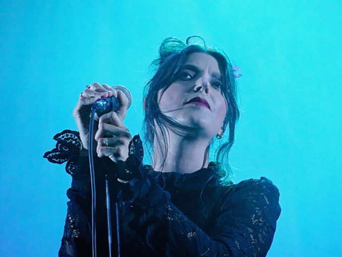 Tom Morello Introduces His Rocker Son, Roman Morello, to Audience in ...